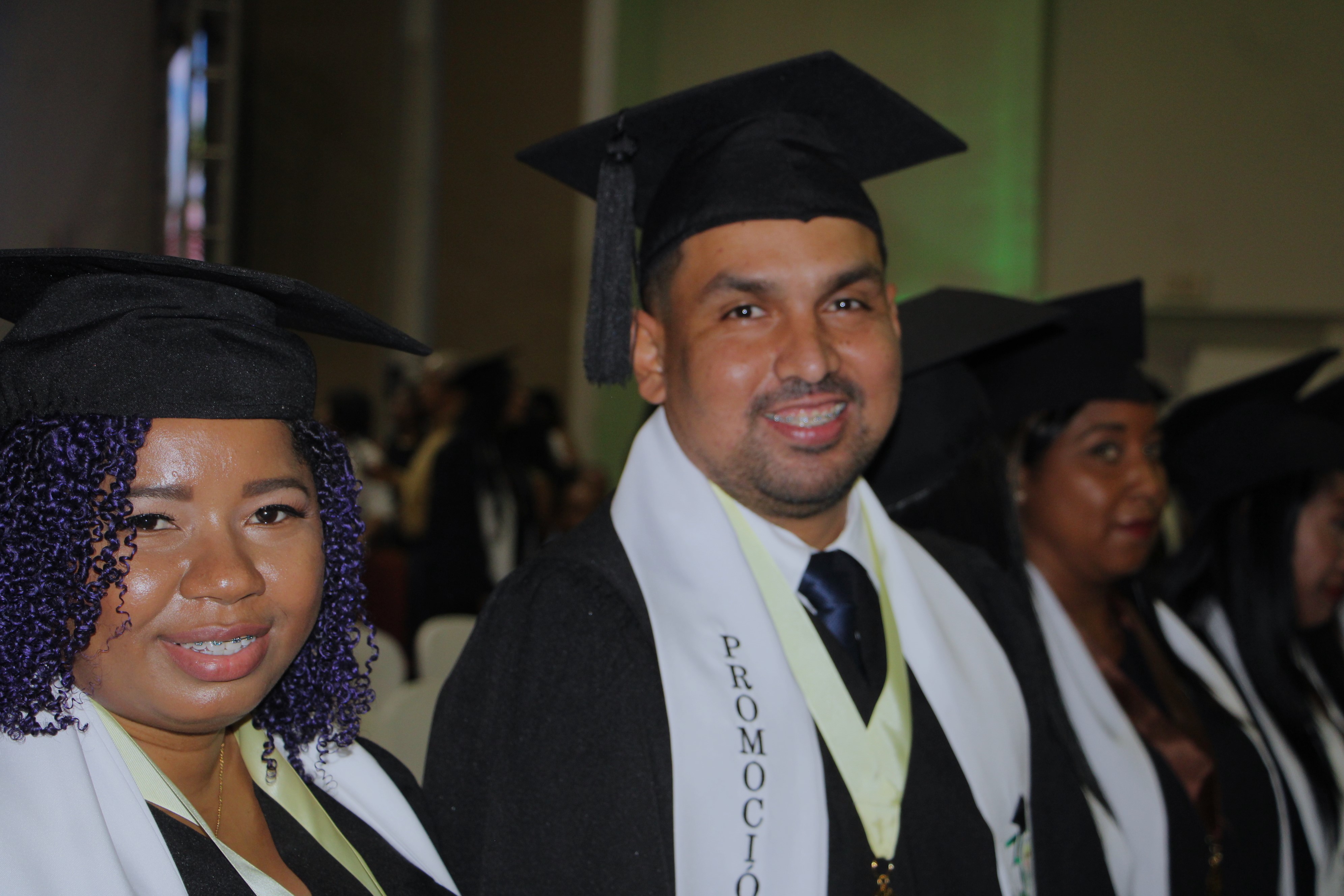 Universidad de Panamá gradúa a 305 profesionales del CRUSAM en medio de ...