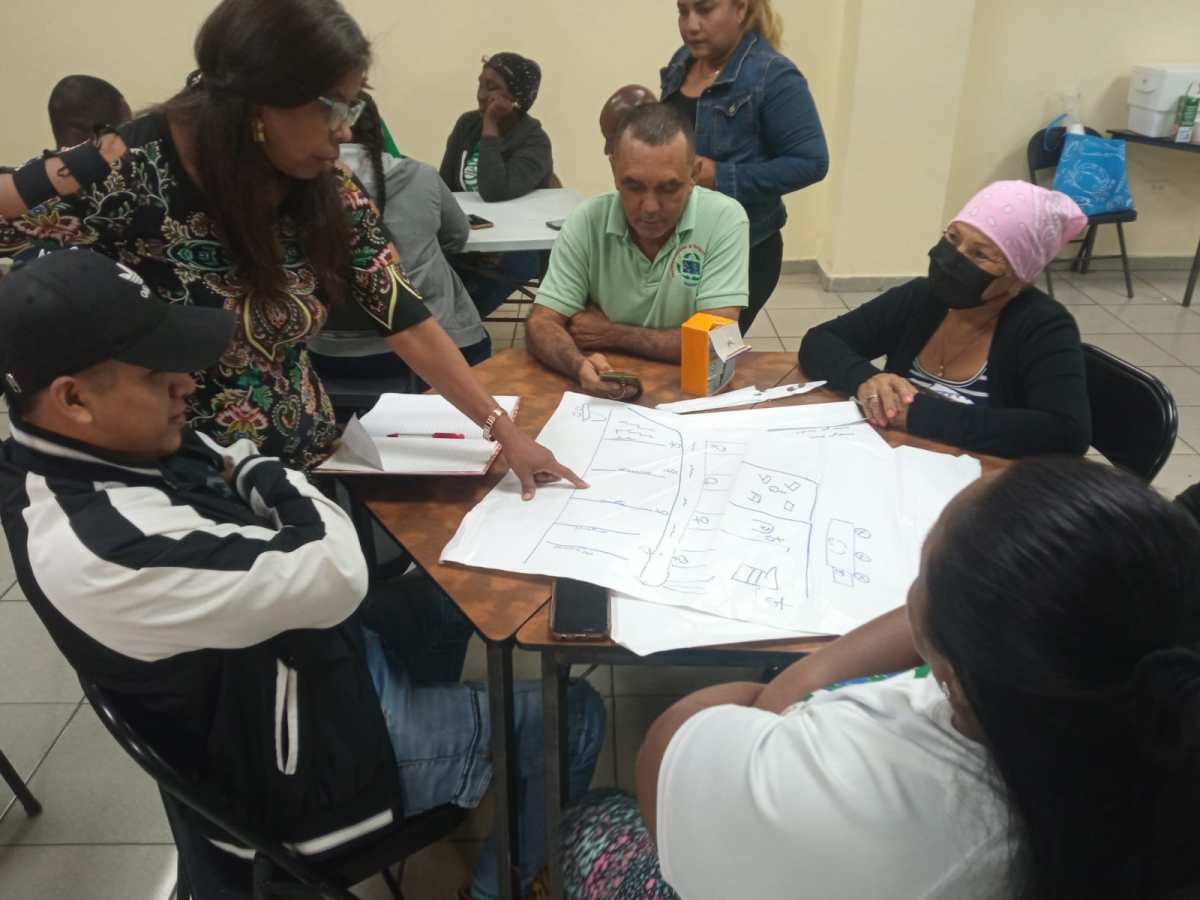 CRUSAM capacita a recicladores para impulsar la sostenibilidad ...